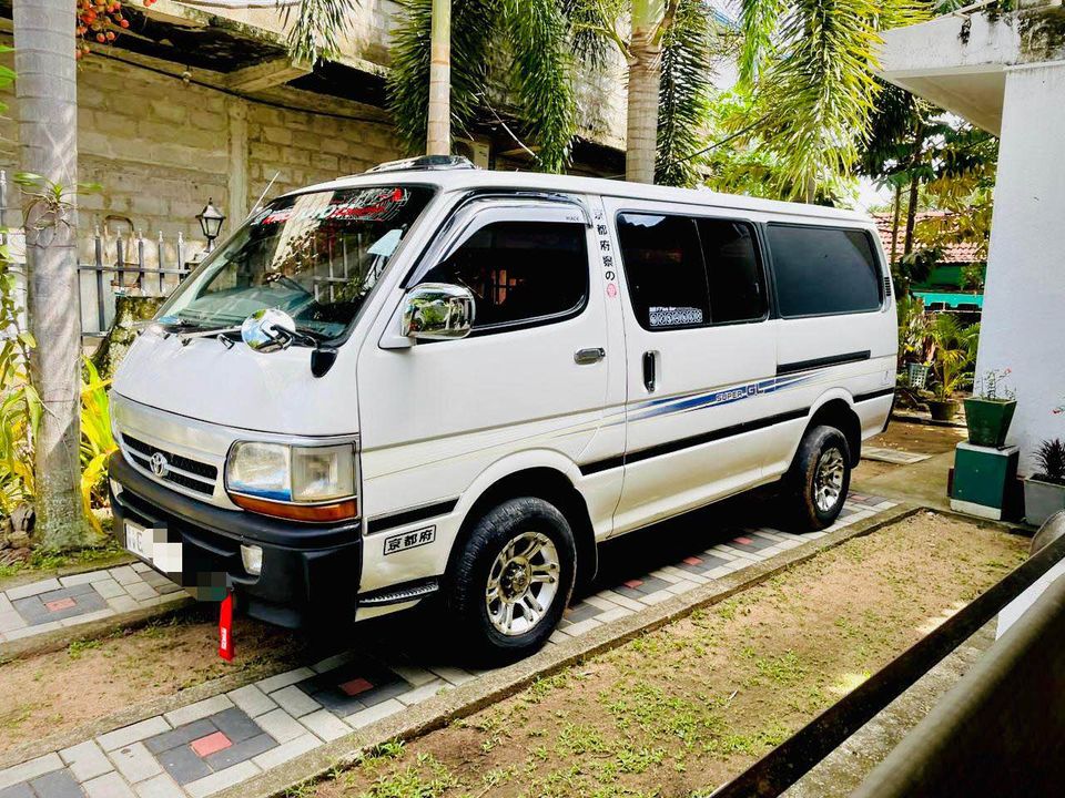 TOYOTA HIACE DOLPHIN LH 113 DX – Adz.lk – Classified Ads & Directory ...