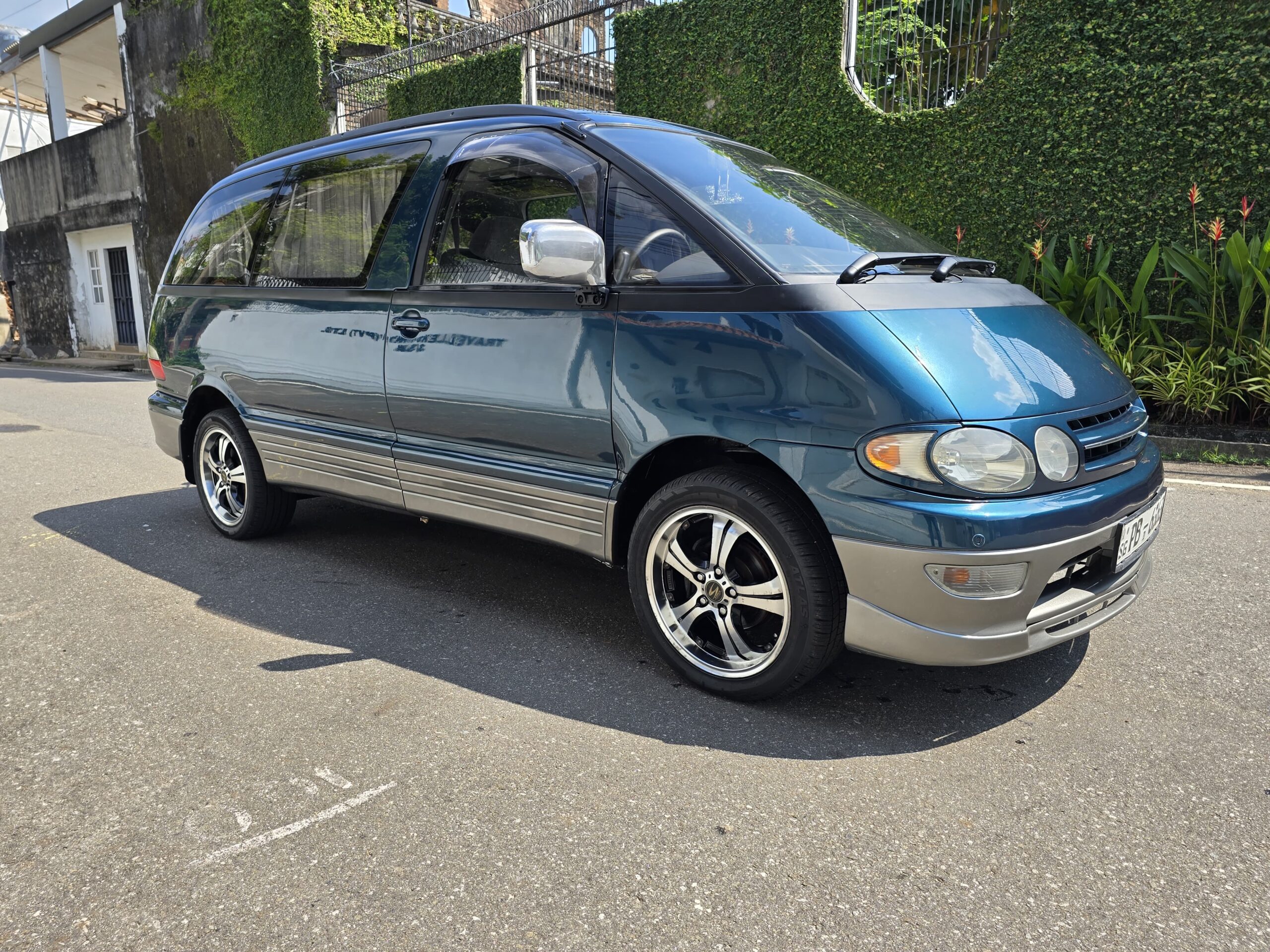 Toyota Lucida (Estima) – Adz.lk – Classified Ads & Directory Listing