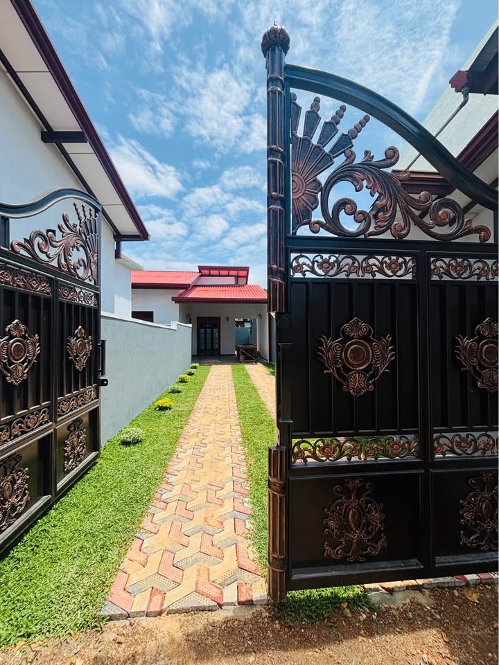 Brand new single storey house for sale – Adz.lk – Classified Ads ...