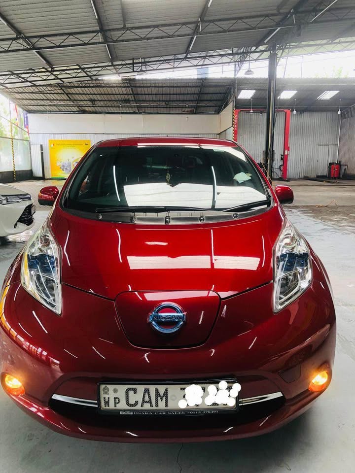 Nissan Leaf AZE0 G Grade – Adz.lk – Classified Ads & Directory Listing