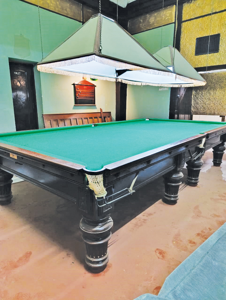 Historic antique snooker / billiard table – Adz.lk – Classified Ads ...