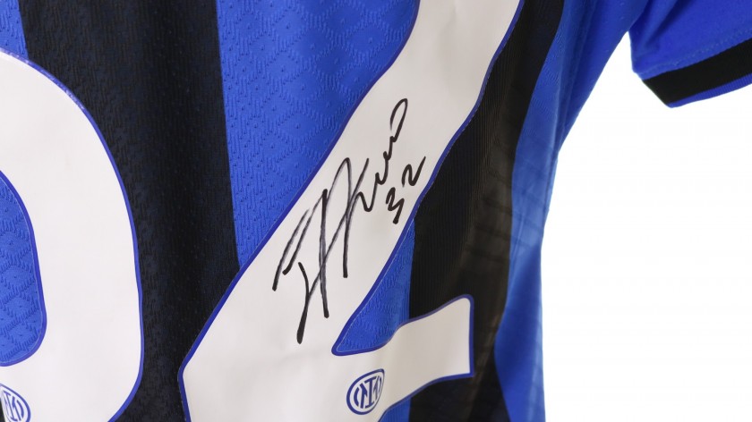 Maglia gara Di Marco Inter, 2022/23 - Autografata - CharityStars