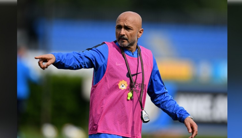 Attend an Inter Training Session and Meet the Players - CharityStars