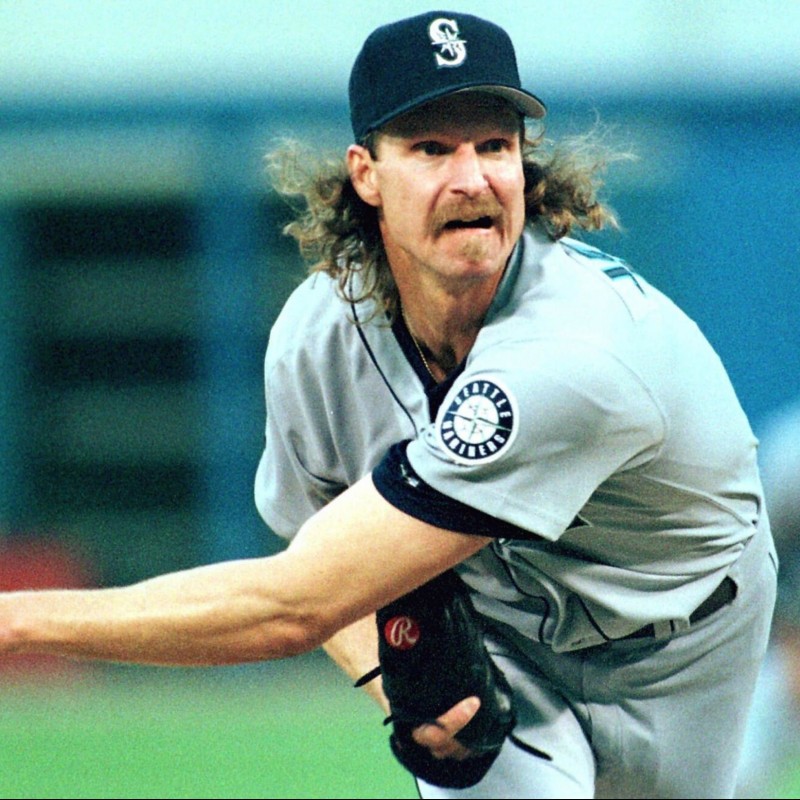 Sports Auctions - CharityStars