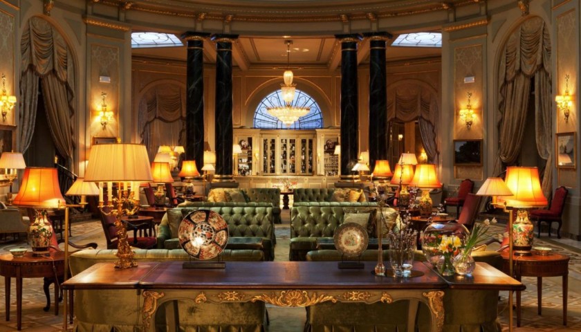 Barcelona Luxury Experience with Hotel, Dinner and VIP Club - CharityStars