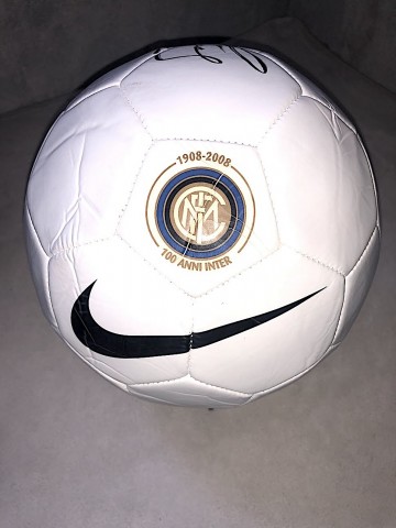 Pallone ufficiale Centenario Inter, 2007/08 - Autografato da Javier ...