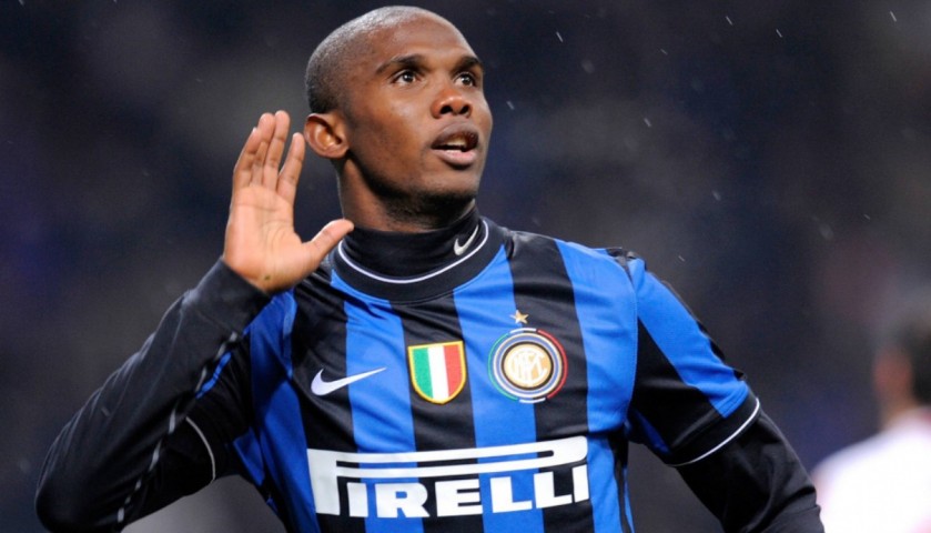 Eto'o Official FC Inter Signed Shirt, 2009/10 - CharityStars