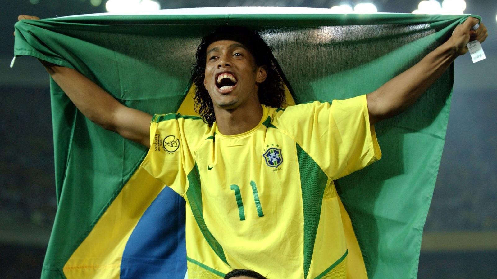 Maglia gara Ronaldinho Brasile, 2002 - Autografata - CharityStars