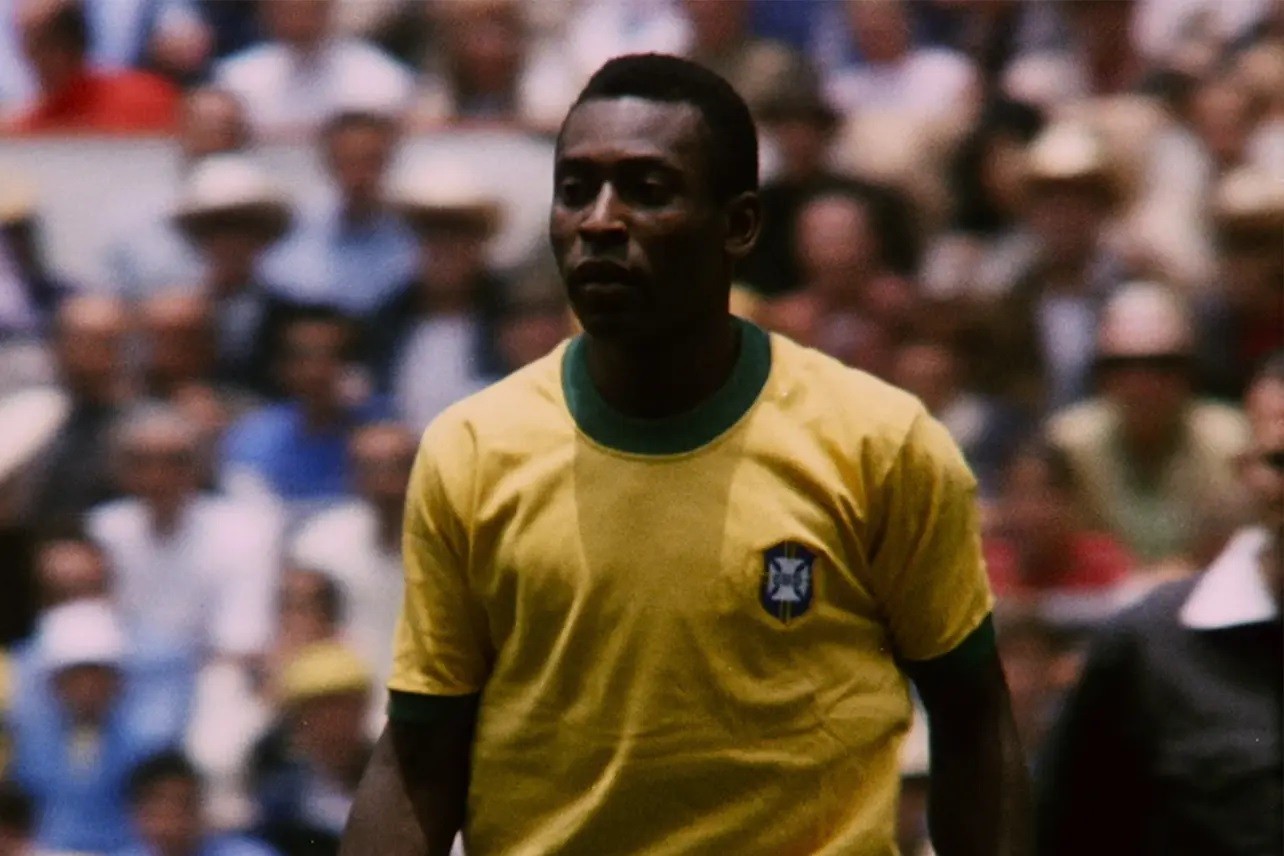 Maglia ufficiale Pele Brasile - Autografata - CharityStars