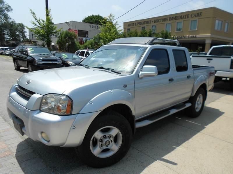 2001 Nissan Frontier for sale in Farmingdale, NY