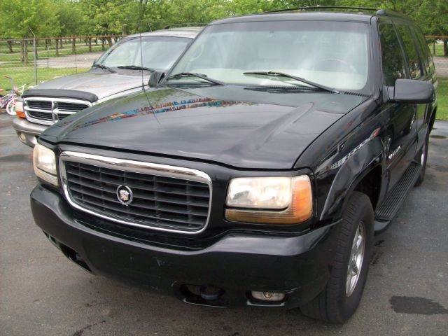 2000 Cadillac Escalade for sale in Franklin, IN
