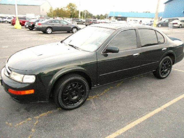 1997 Nissan Maxima for sale in New Castle, DE