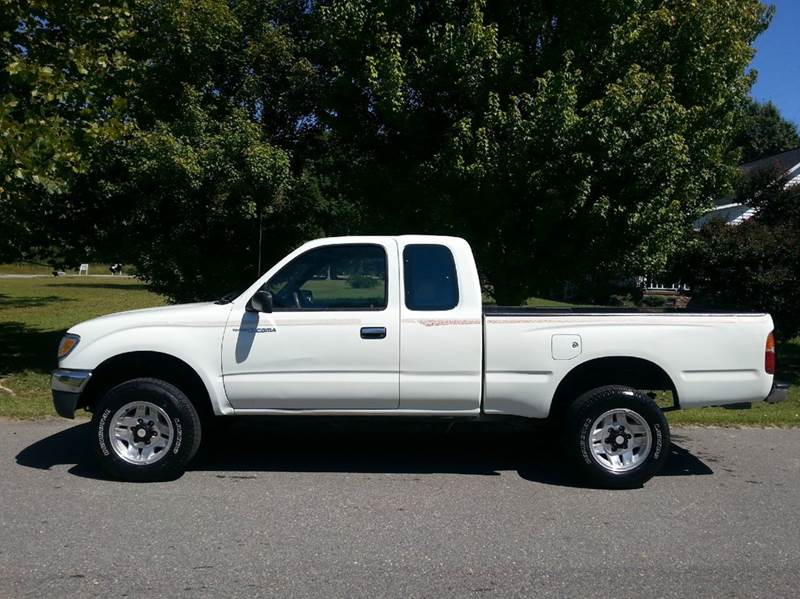 1995 Toyota Tacoma for sale in Princeton, NC