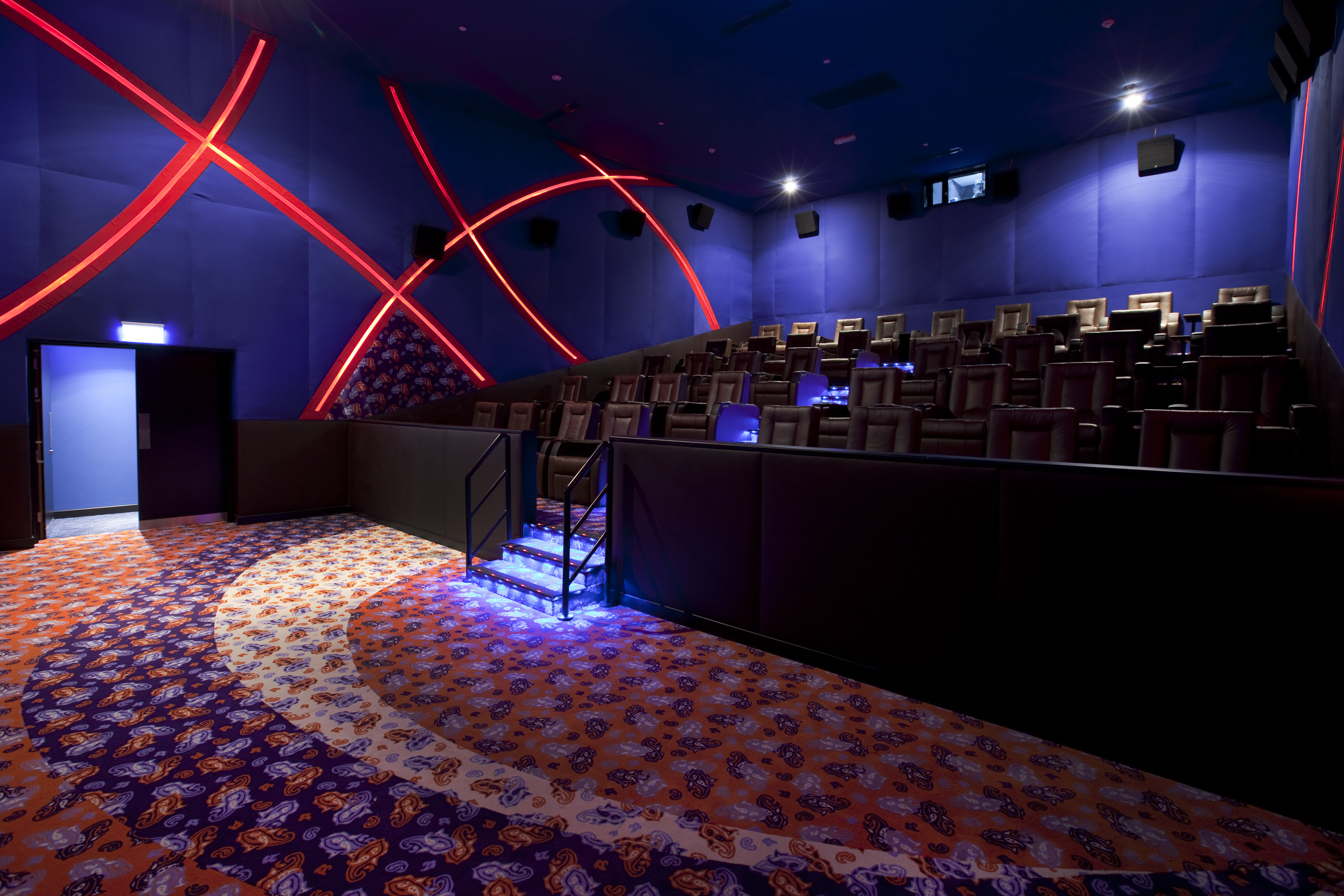 Book Movie Tickets Online | Complete Theatre Showtimes | Cine Royal