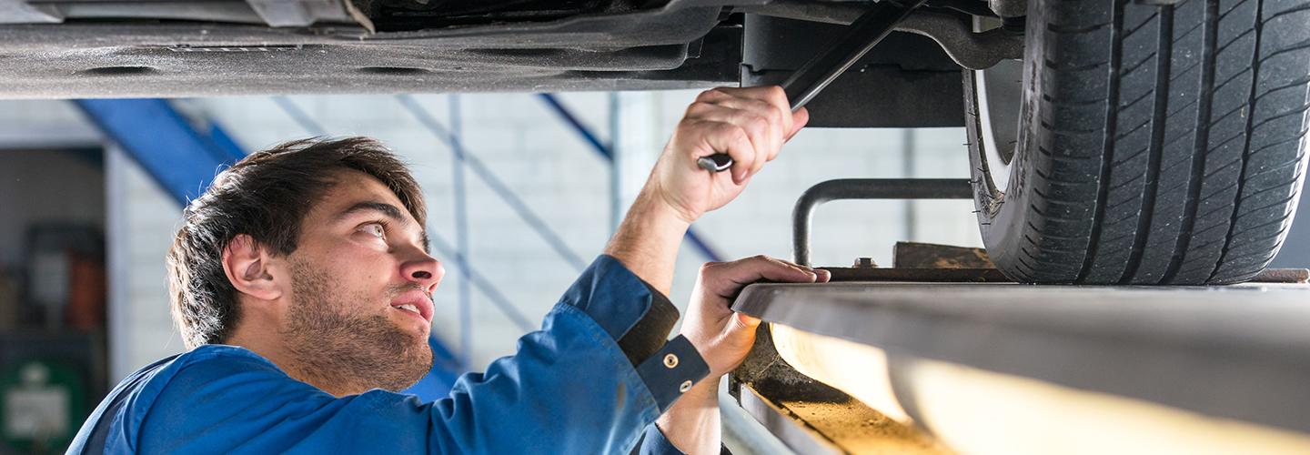 Oil Change Service | Spitzer Chevy North Canton