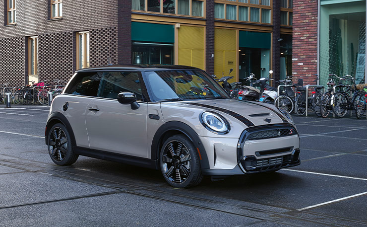 MINI Cooper Deals (Save on Leases and Financing) | Near Tampa