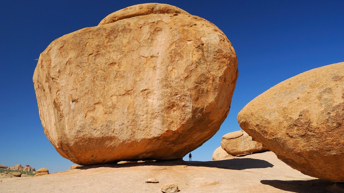 Turn over the big rock first - ckh|Consulting