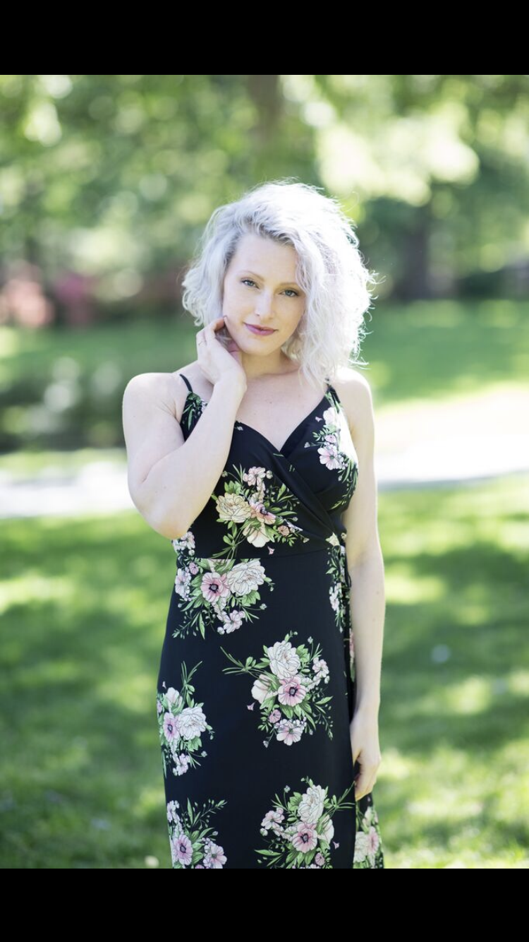 Mindy Collette - Intentional Gratitude + Self-Development Expert - Clarity