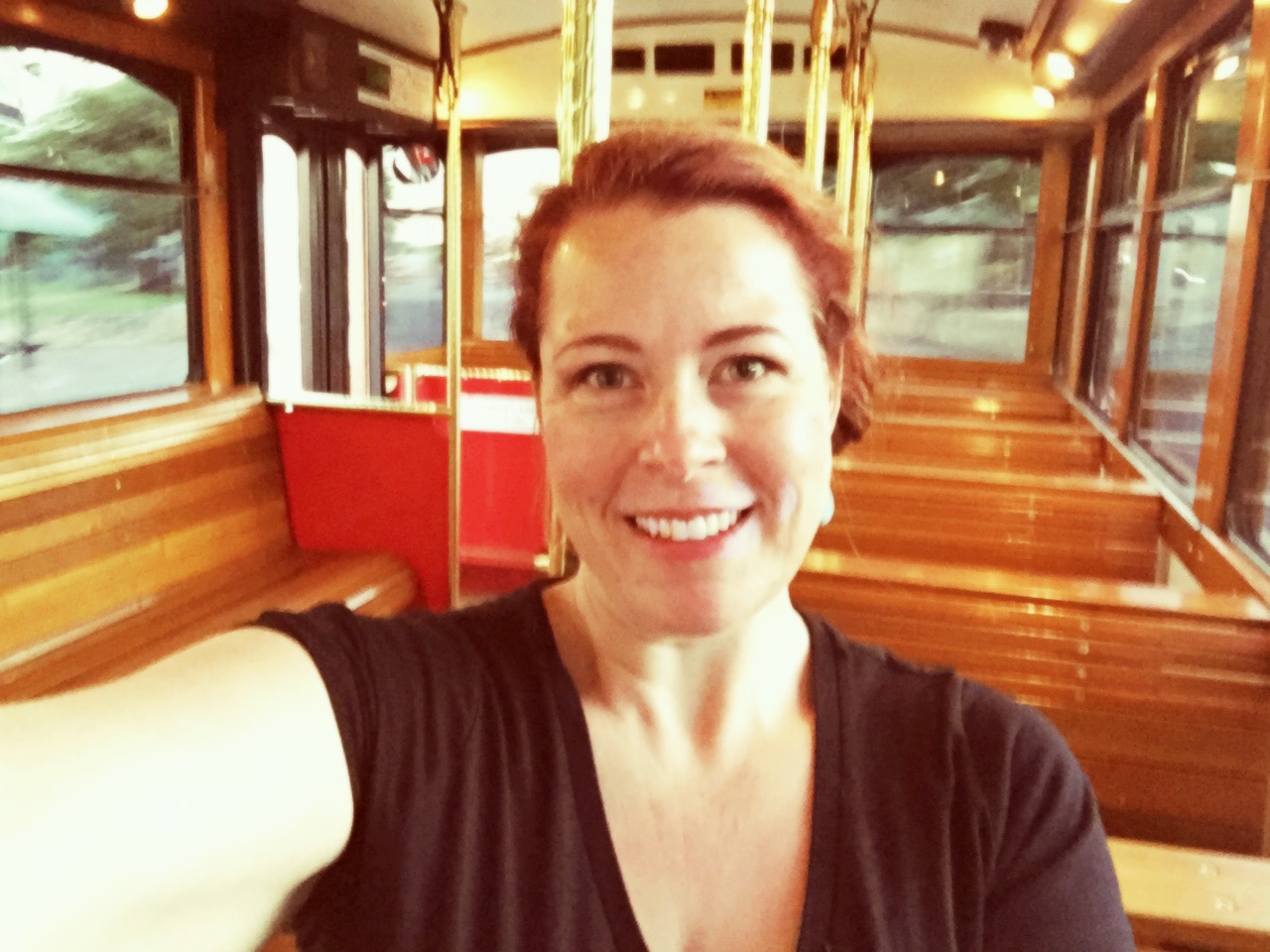 Elizabeth DAVIDSON - Good Leadership = Great Staff & Psychology of ...