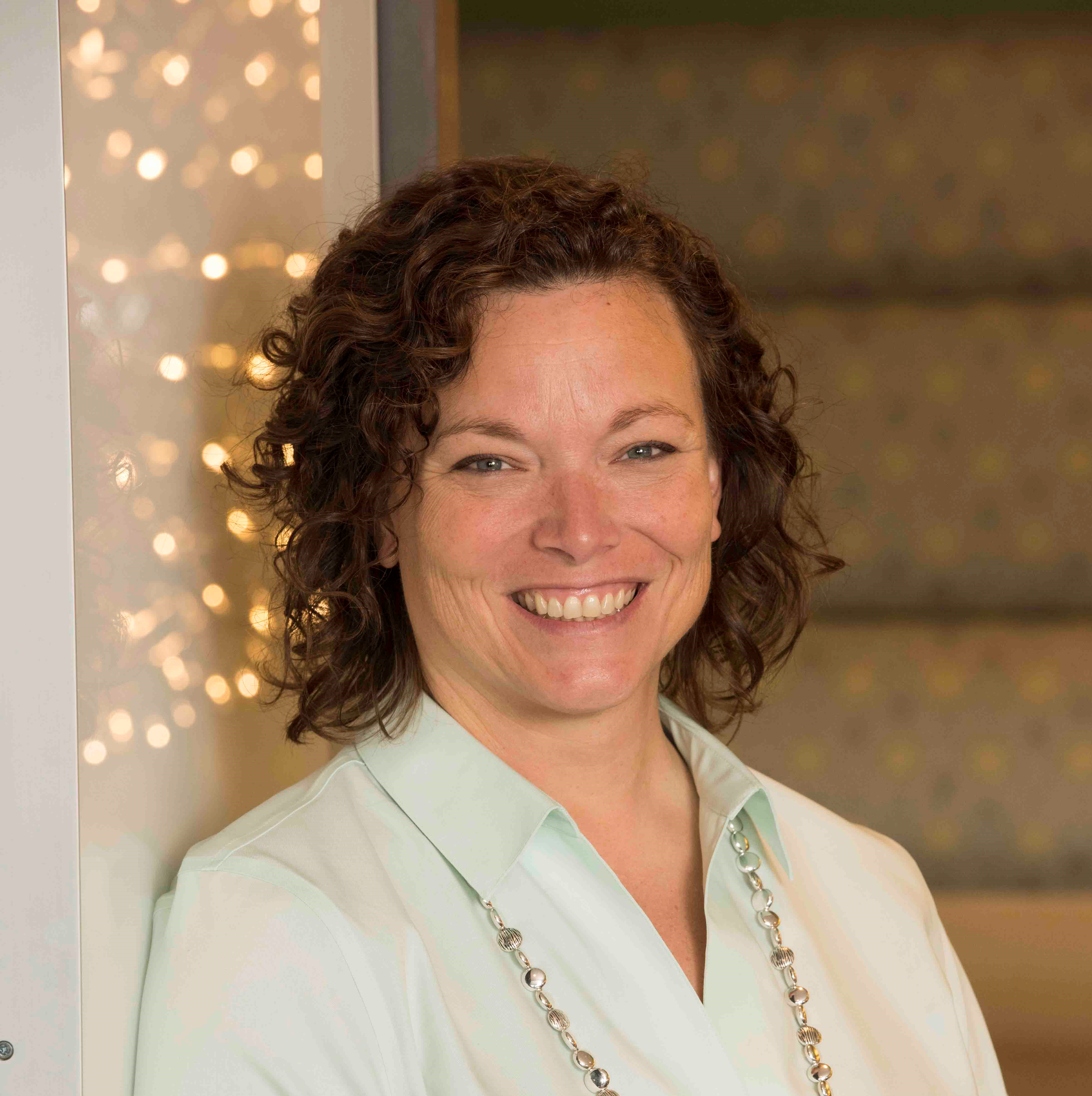 Dedra Thompson - Learning & Organizational Development Expert - Clarity