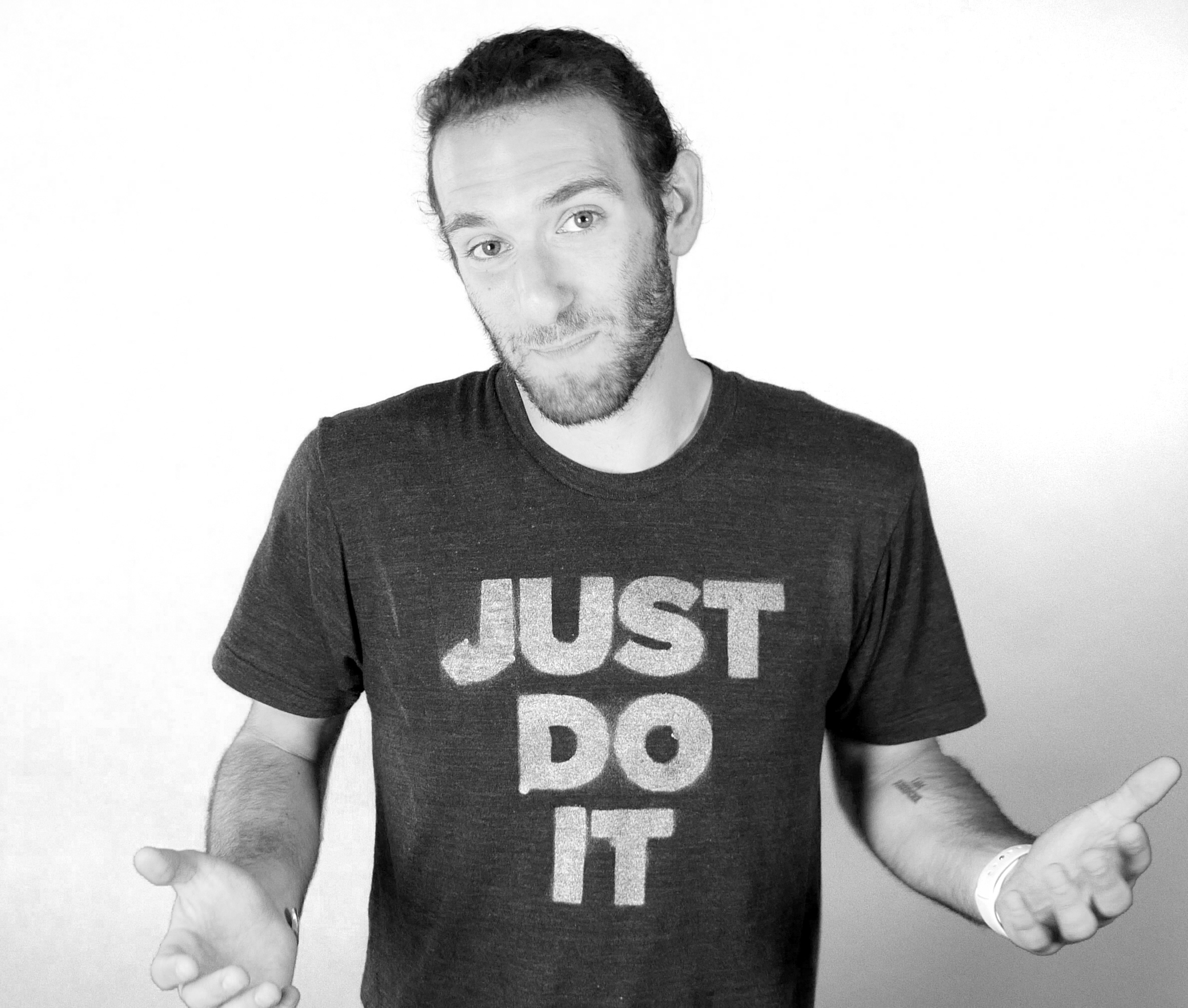 Zach Valenti - Making Promo Videos & Getting Stuff Done Expert - Clarity