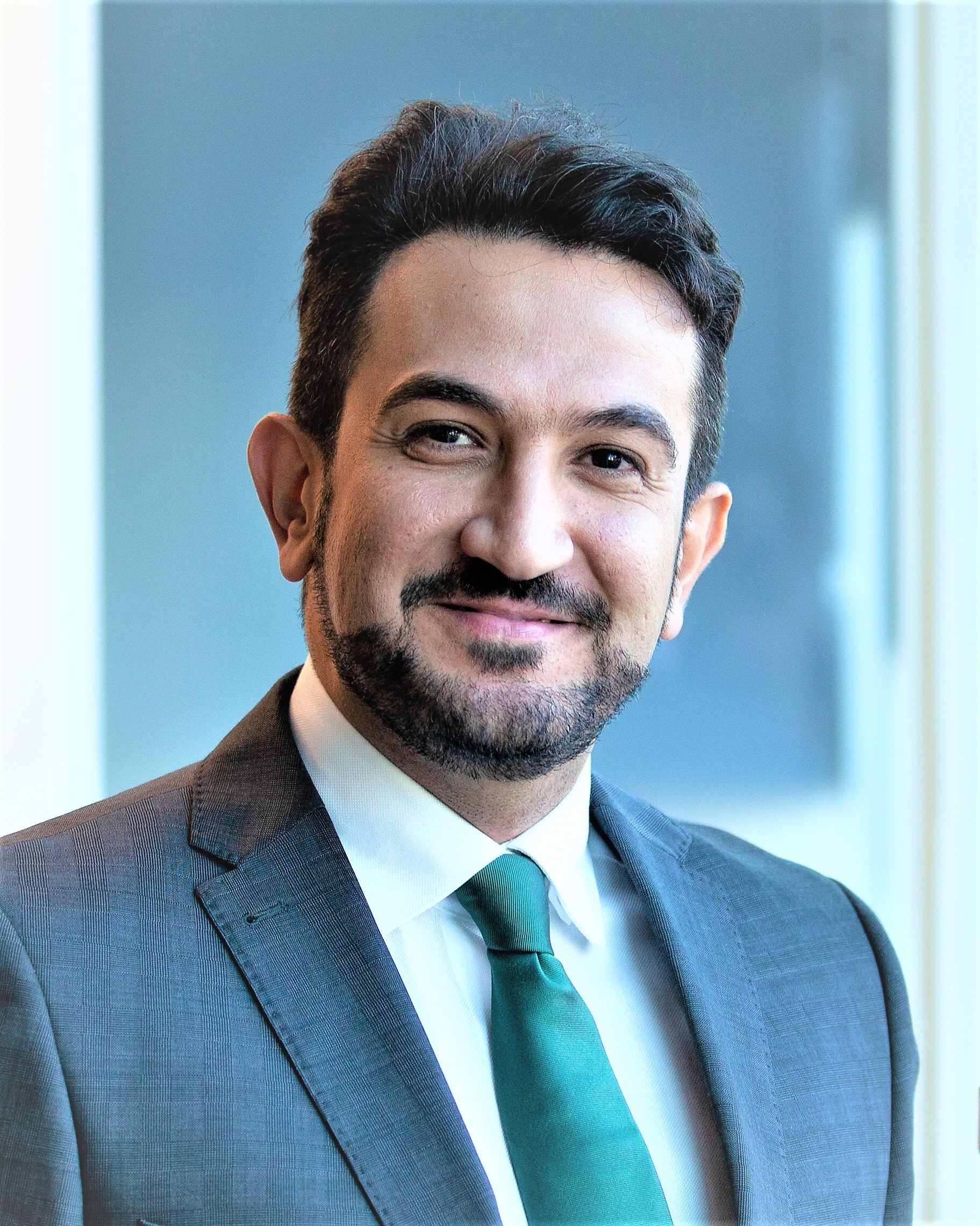 Sam Vakili I Business Coach - Startups, Funding, Growth Hacking ...