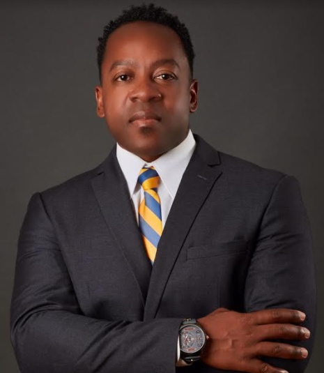 Dennis Maliani - Multi-Skilled Consultant Expert - Clarity