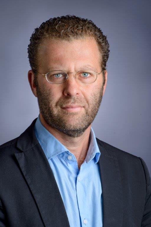 Gal Smolar - Corporate Technology Lawyer Expert - Clarity