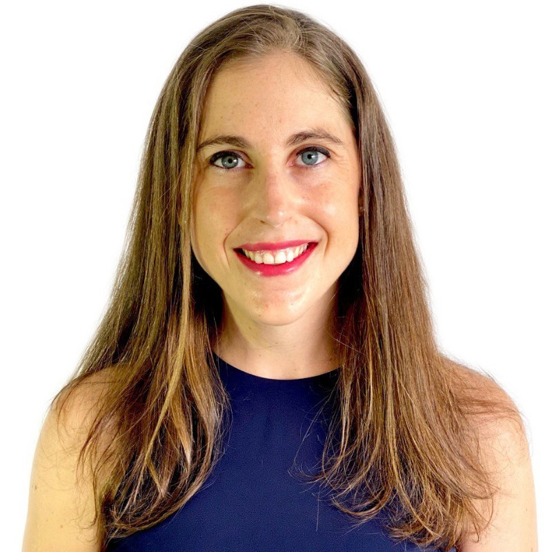 Andrea Arcusa - I Give You Advice on Setting Goals and Succeed in Your ...