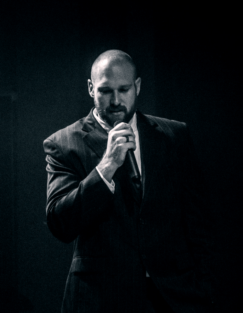 Justin Banks - Corporate Culture Coaching & Novel Writing Expert - Clarity