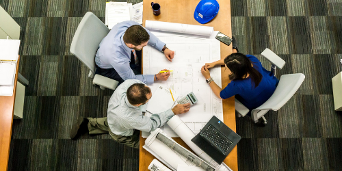 Construction Manager vs Project Manager: What's the Difference?