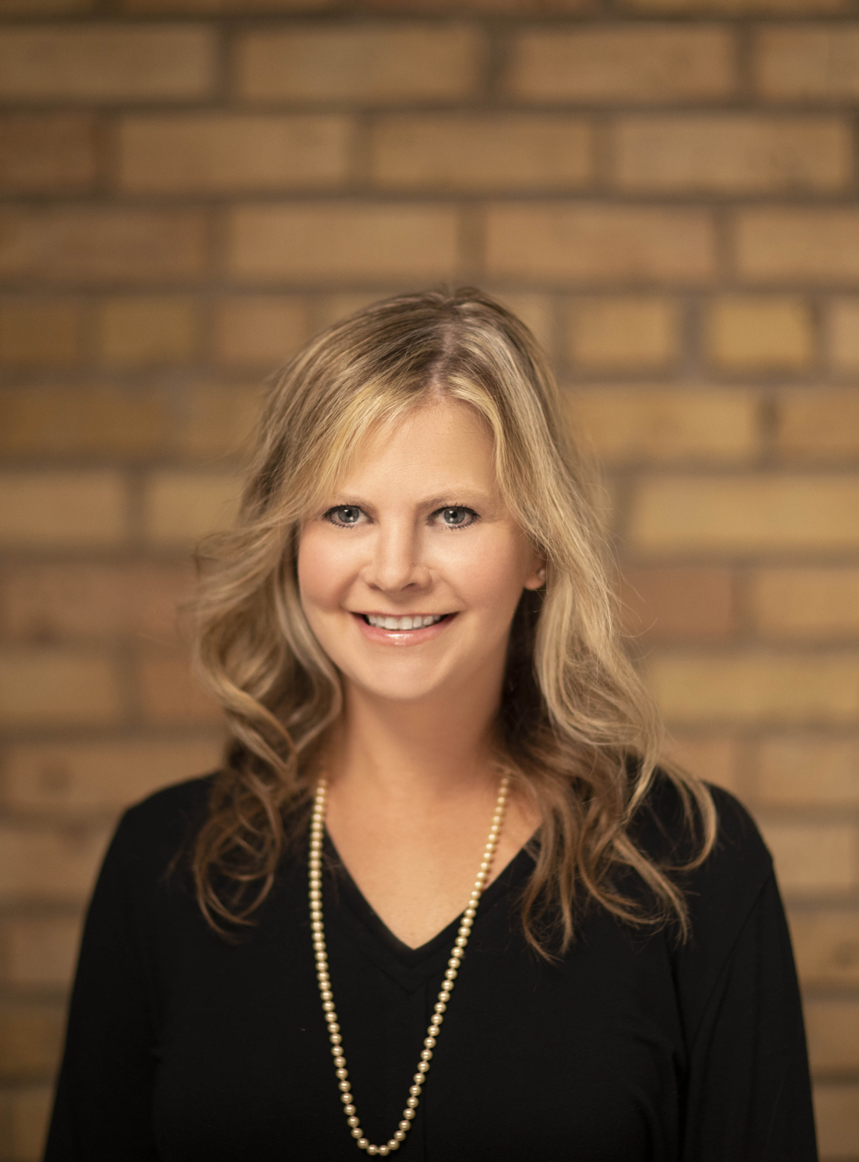 Meet Our Team Members - Lakes Sotheby's