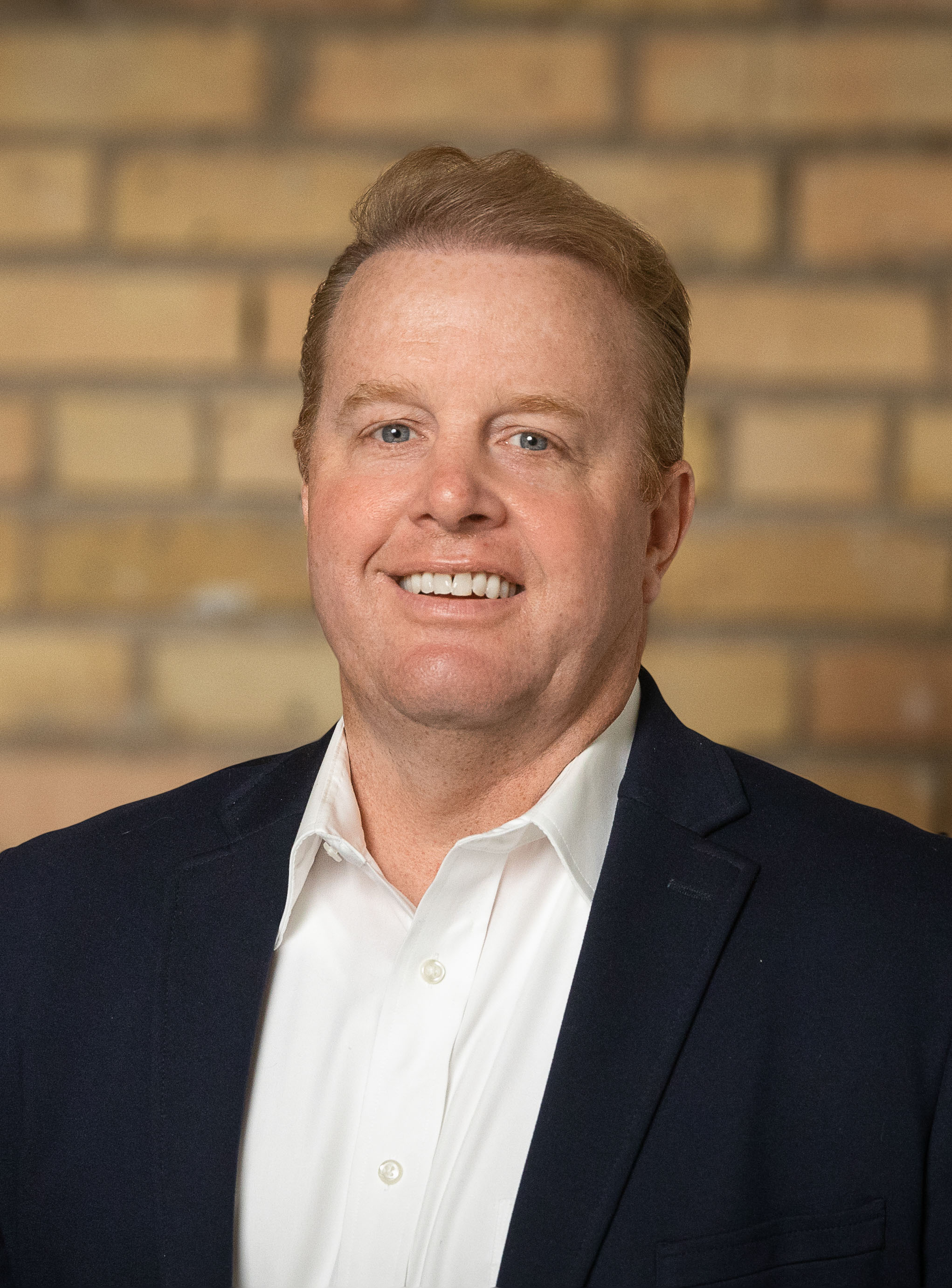 Meet Our Team Members - Lakes Sotheby's