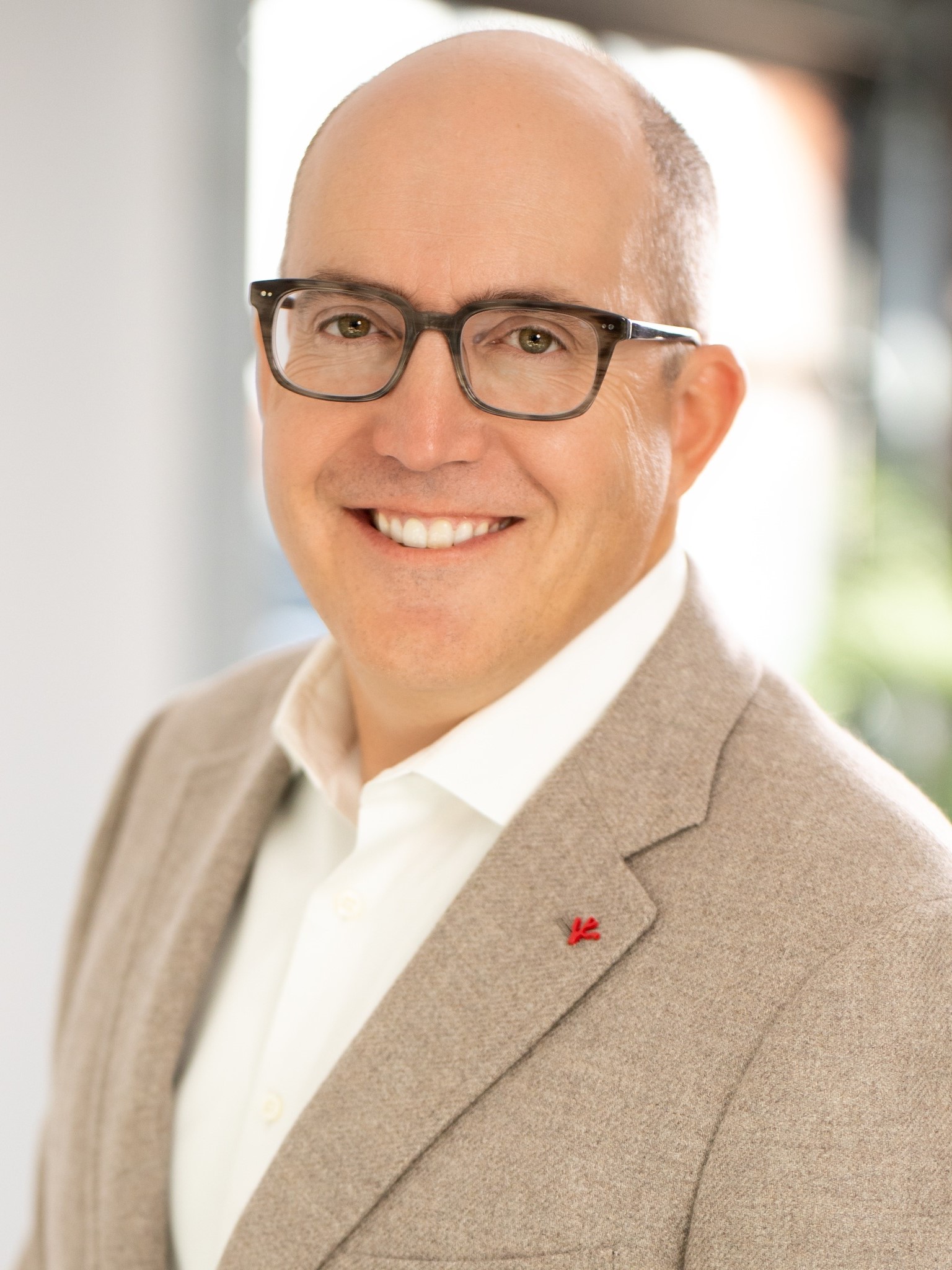 Meet Our Team Members - Lakes Sotheby's