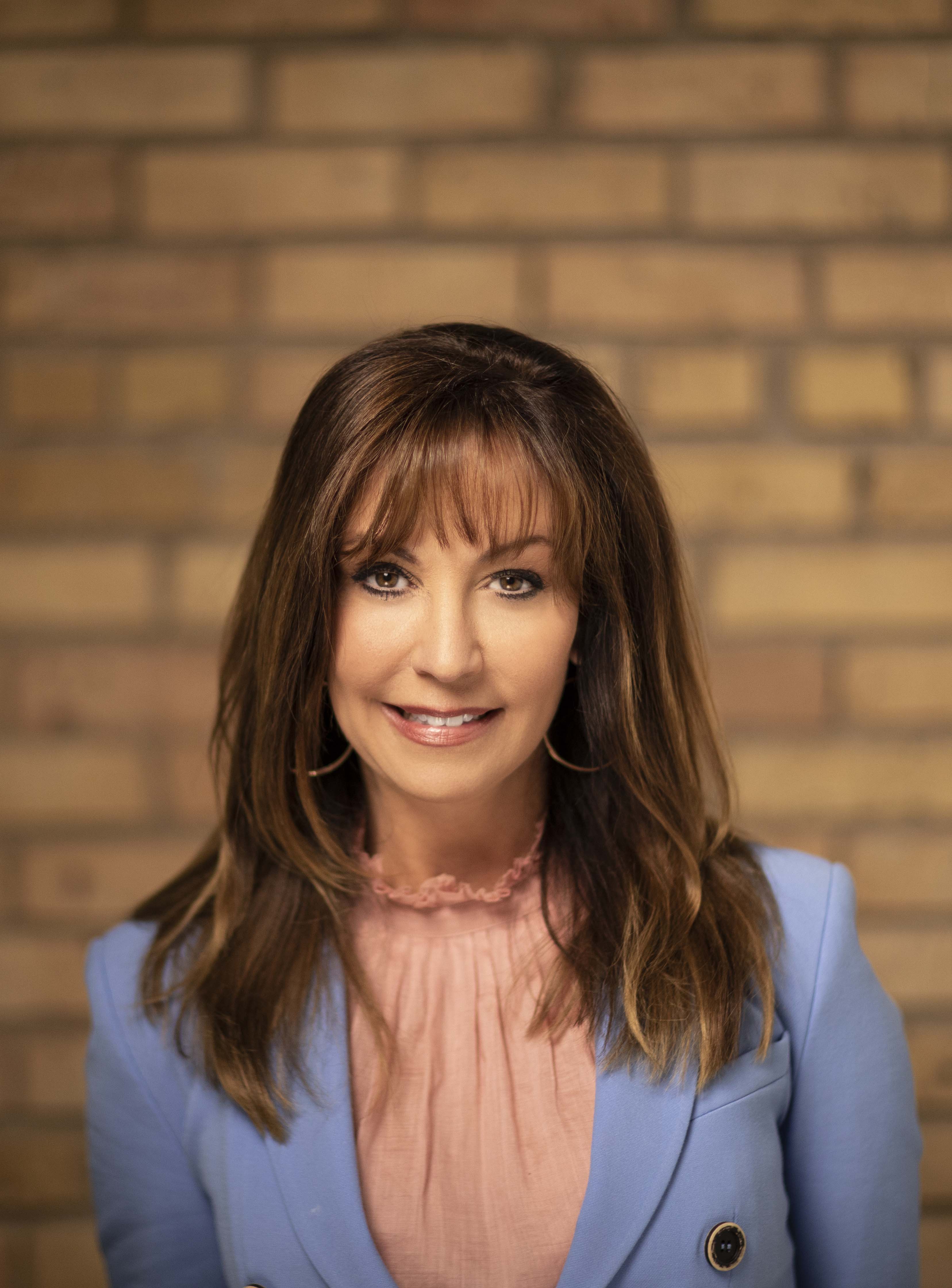 Meet Our Team Members - Lakes Sotheby's