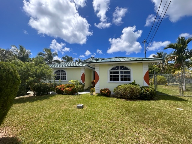 Residential for sale in Grand Bahama/Freeport, Bahamas, 19193C1695224692643