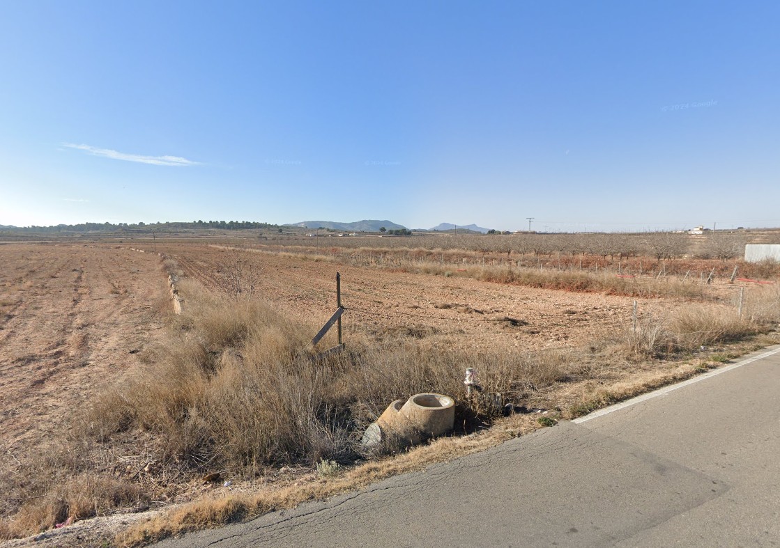 Land for sale in Pinoso - €65,100 (CF3232)