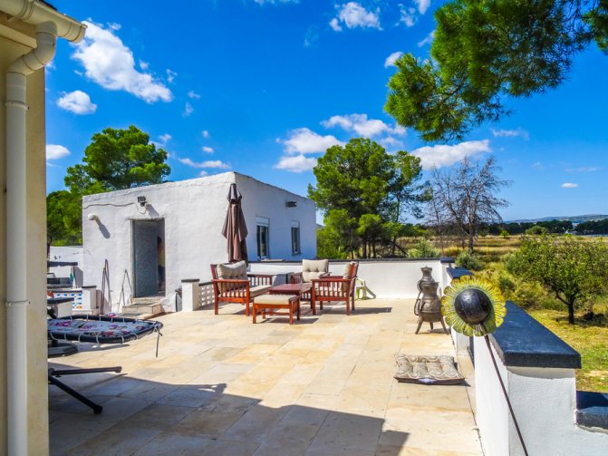 Country House for sale in Monovar - €199,950 (CF1541)