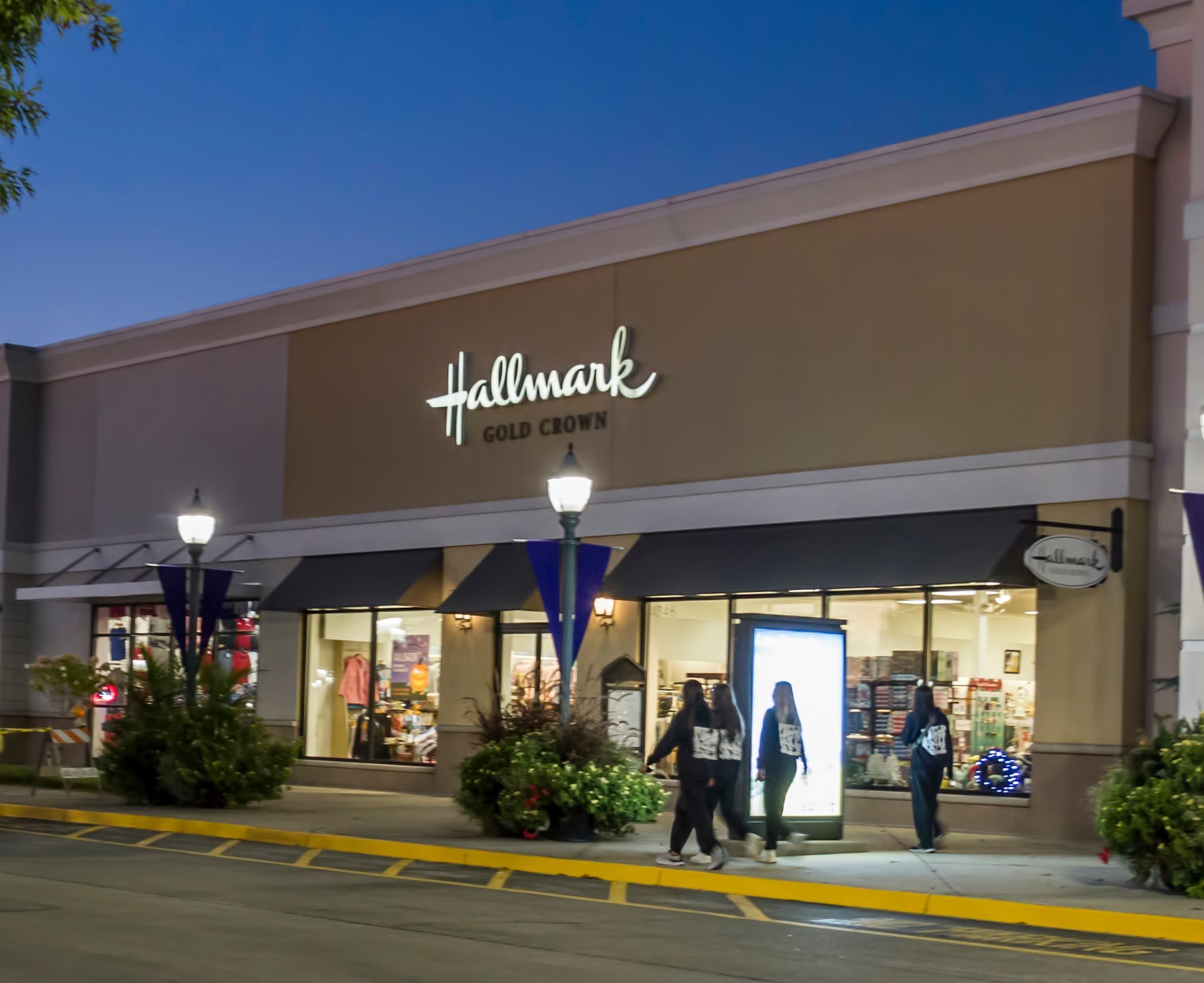 Hallmark - Paddock Shops