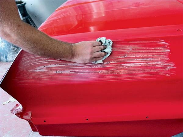 How Does Rubbing Compound Work? | It Still Runs