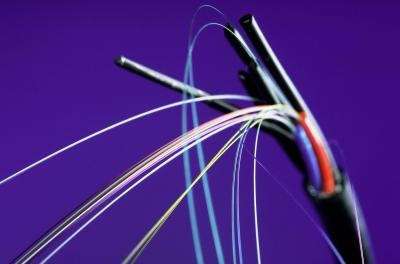 How to Fix a Broken Fiber Optic Wire | Techwalla.com