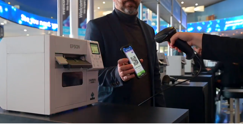 Fast and Colorful Tradeshow Badges | Epson CA
