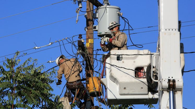 SCE Crews Work Round-the-Clock to Restore Power During Heat Wave ...