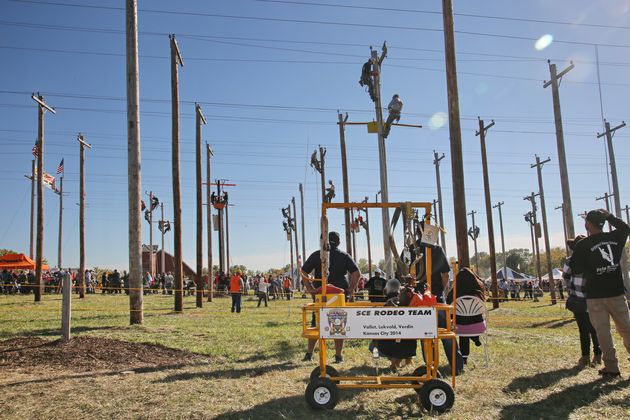 SCE Journeyman and Apprentices Take Part in 31st International Lineman ...