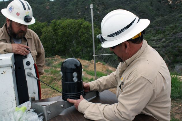 ‘FlameSniffers’ Mounted on SCE Transmission Towers in Fire Detection ...