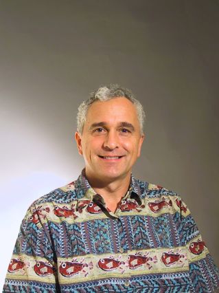 Photo | Professor Thomas Smith, acting director of the UCLA Institute ...