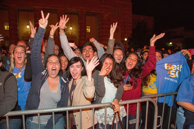 Photo | "Beat 'SC" bonfire and rally | UCLA