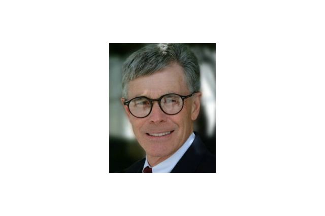 Thomas Coates receives Elizabeth Fries Health Education Award | UCLA