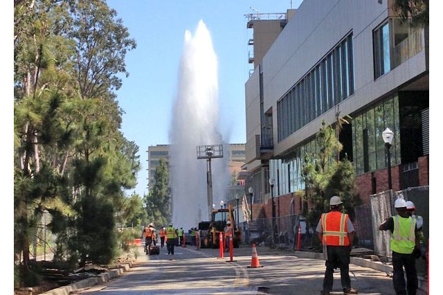 Broken fire hyrdant causes afternoon water spout | UCLA