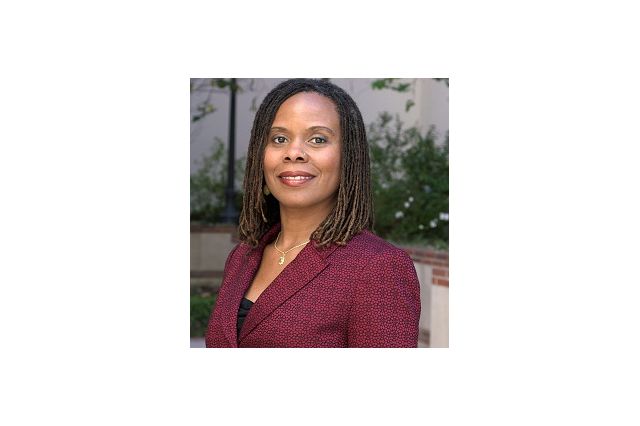 Public health professor awarded for leadership | UCLA